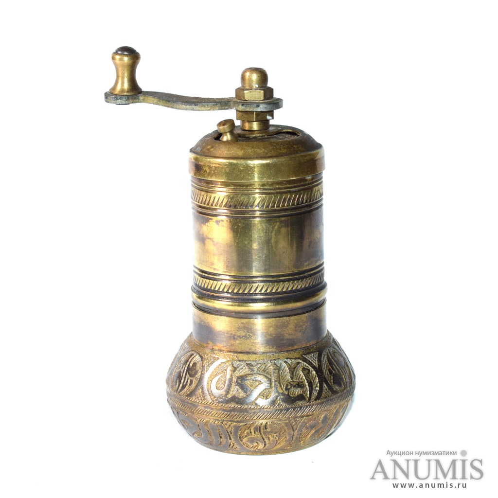 Перечница, 12 см. Лот №5076. Аукцион №193. – ANUMIS